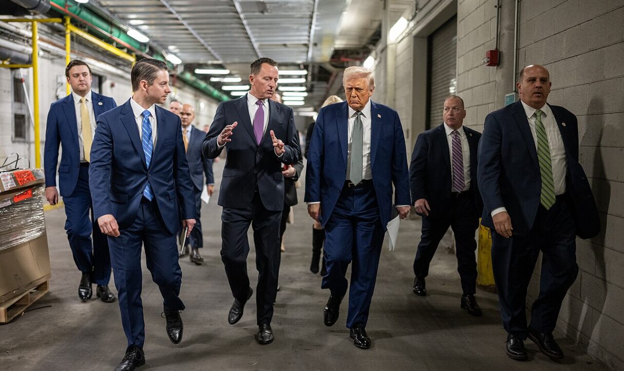 How a Battle Inside Trump's Team Could Decide Venezuela's Fate - Inkstick